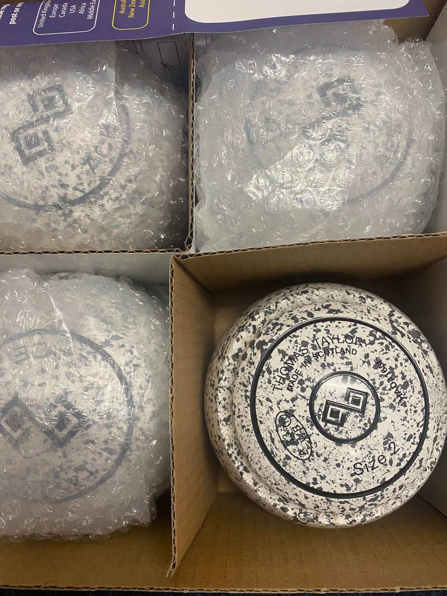 Taylor Ace Lawn Bowls Size 2 Xtreme Grip – David Gourlay Bowls