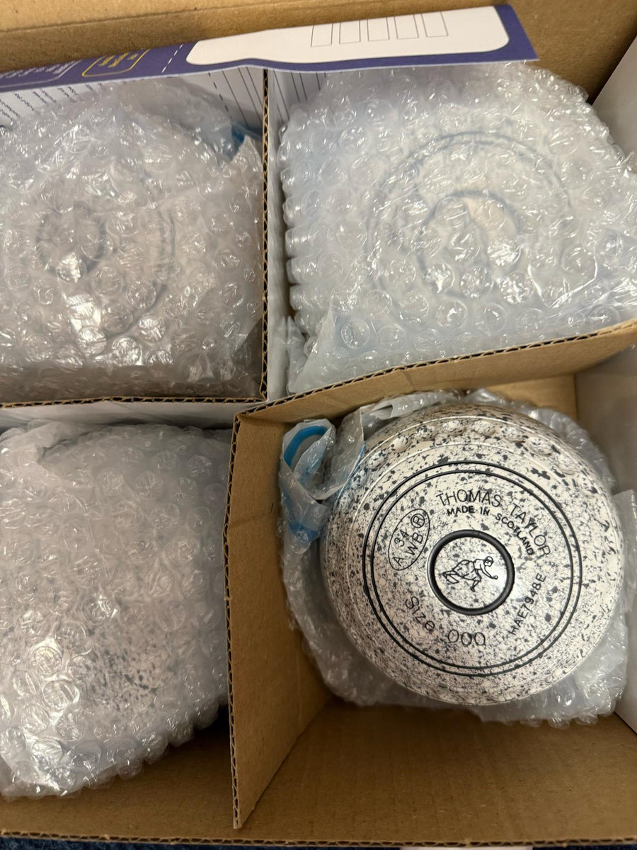 Taylor Ace Lawn Bowls Size 000 Pro Grip – David Gourlay Bowls